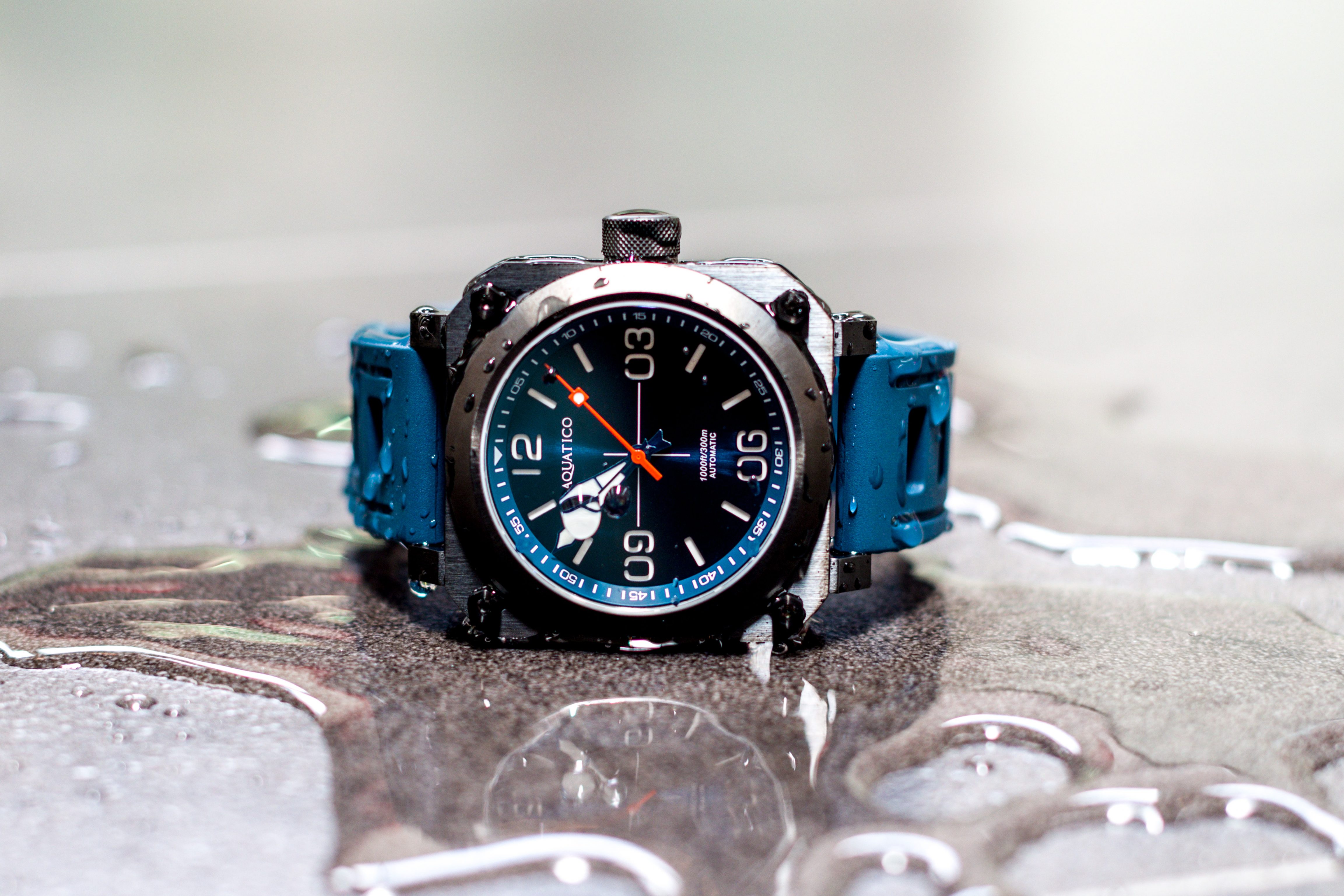 Aquatico Pilot One Watch Review - Wah So Shiok