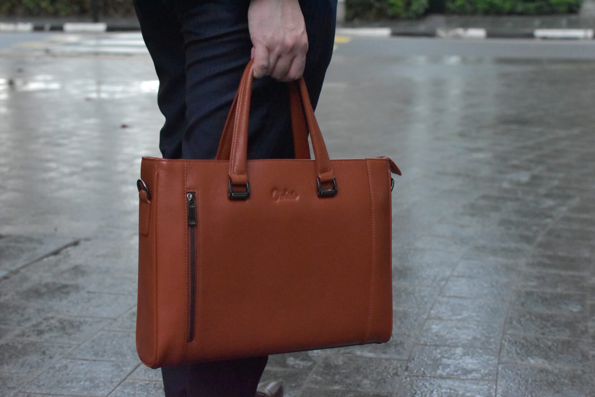 4 Affordable Work Bags for Men in Singapore - Wah So Shiok