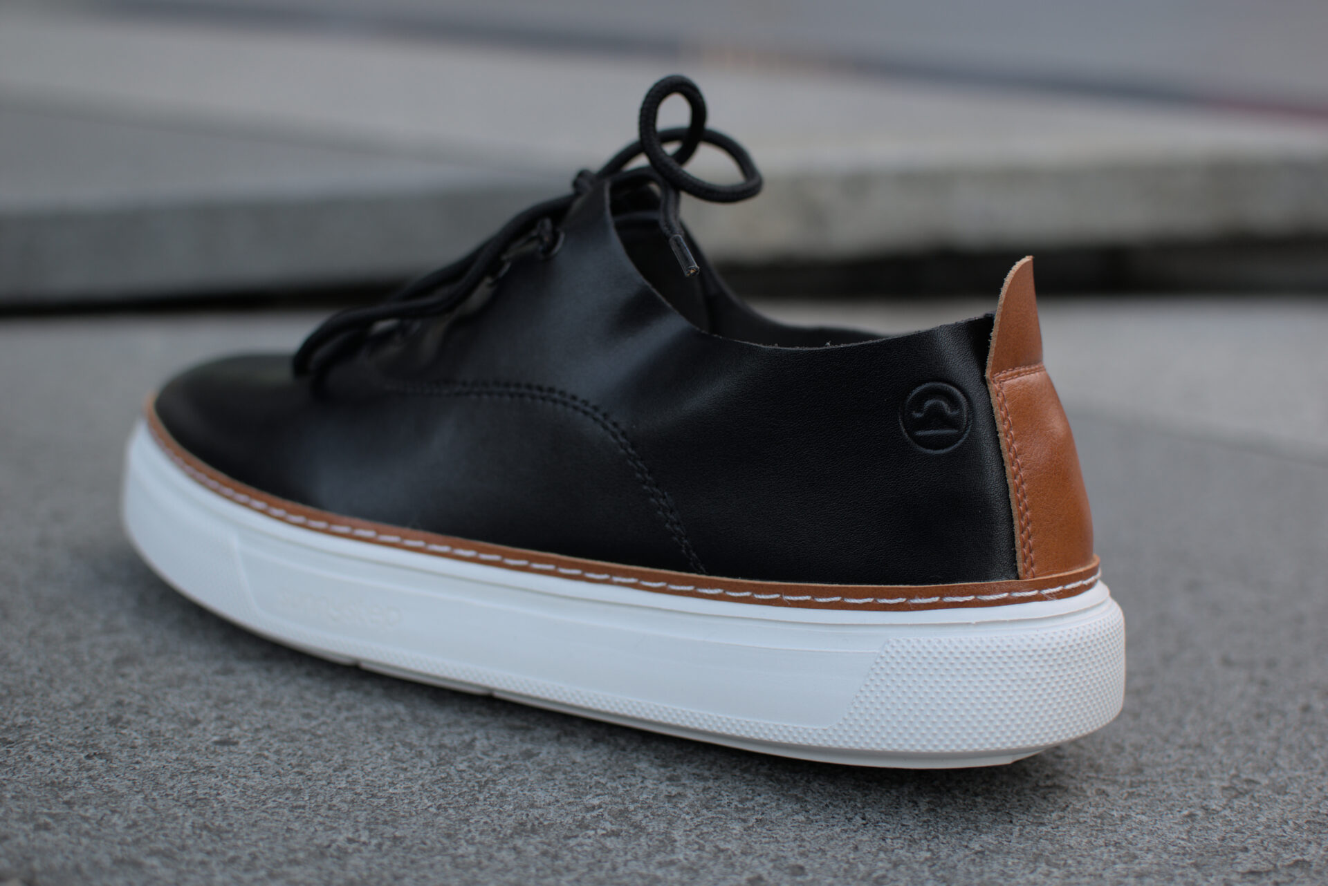 Sunnystep Elevate Walker Shoe Review (Promo Code Included!) - Wah So Shiok