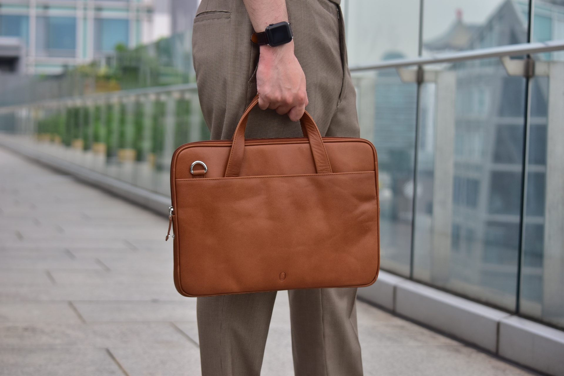 4 Affordable Work Bags for Men in Singapore - Wah So Shiok