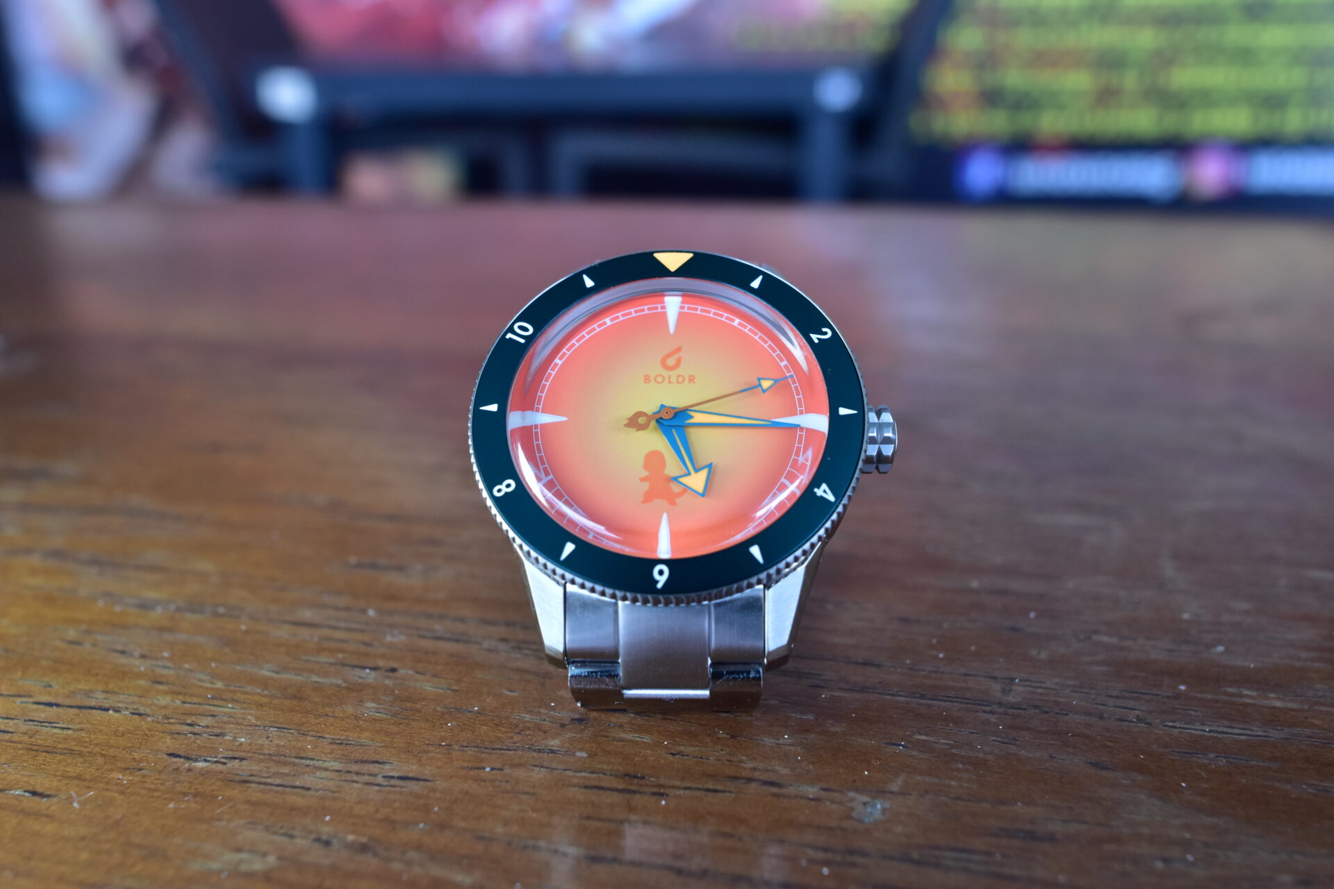 BOLDR Charizard Pokemon Watch Review - Wah So Shiok