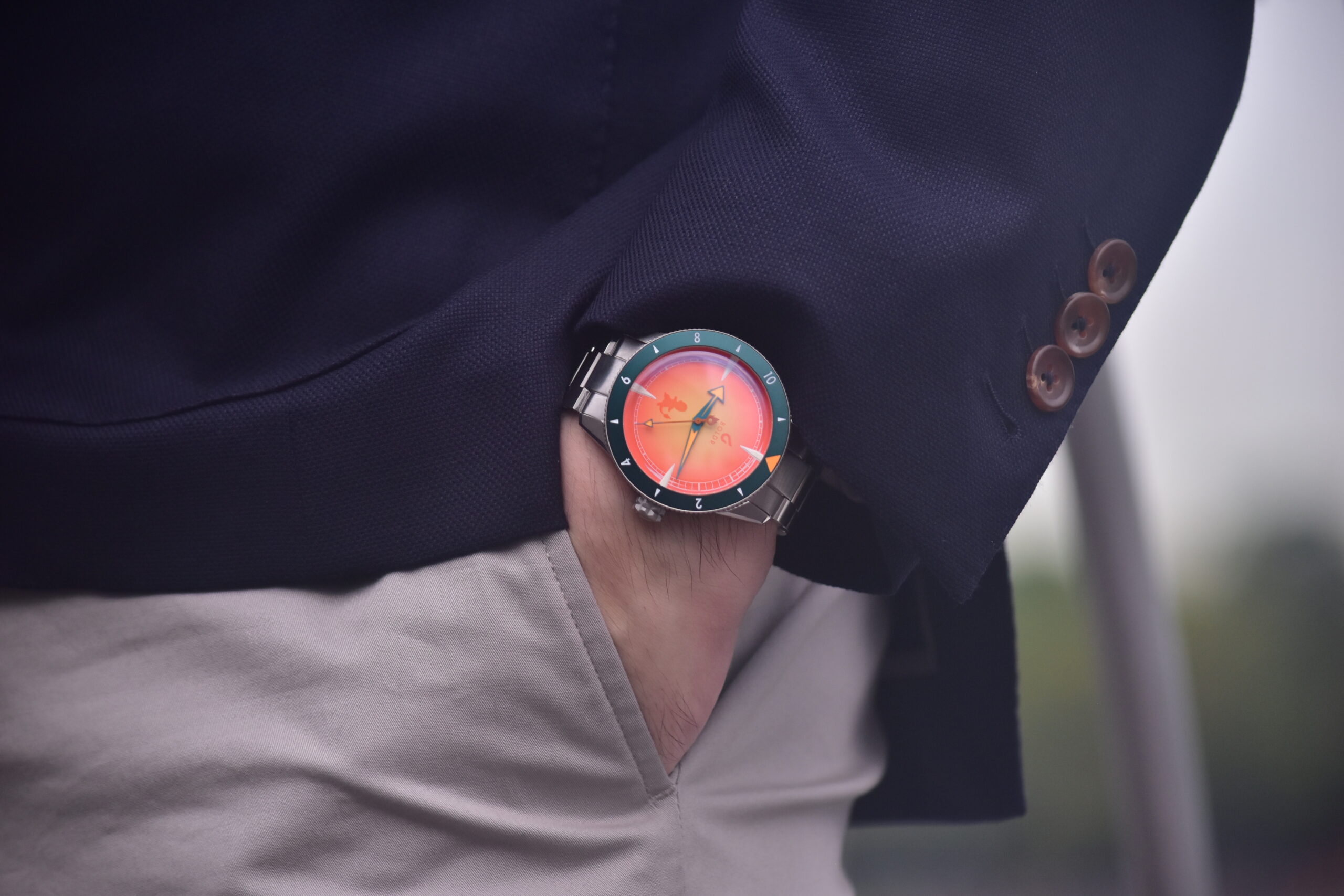 BOLDR Charizard Pokemon Watch Review - Wah So Shiok