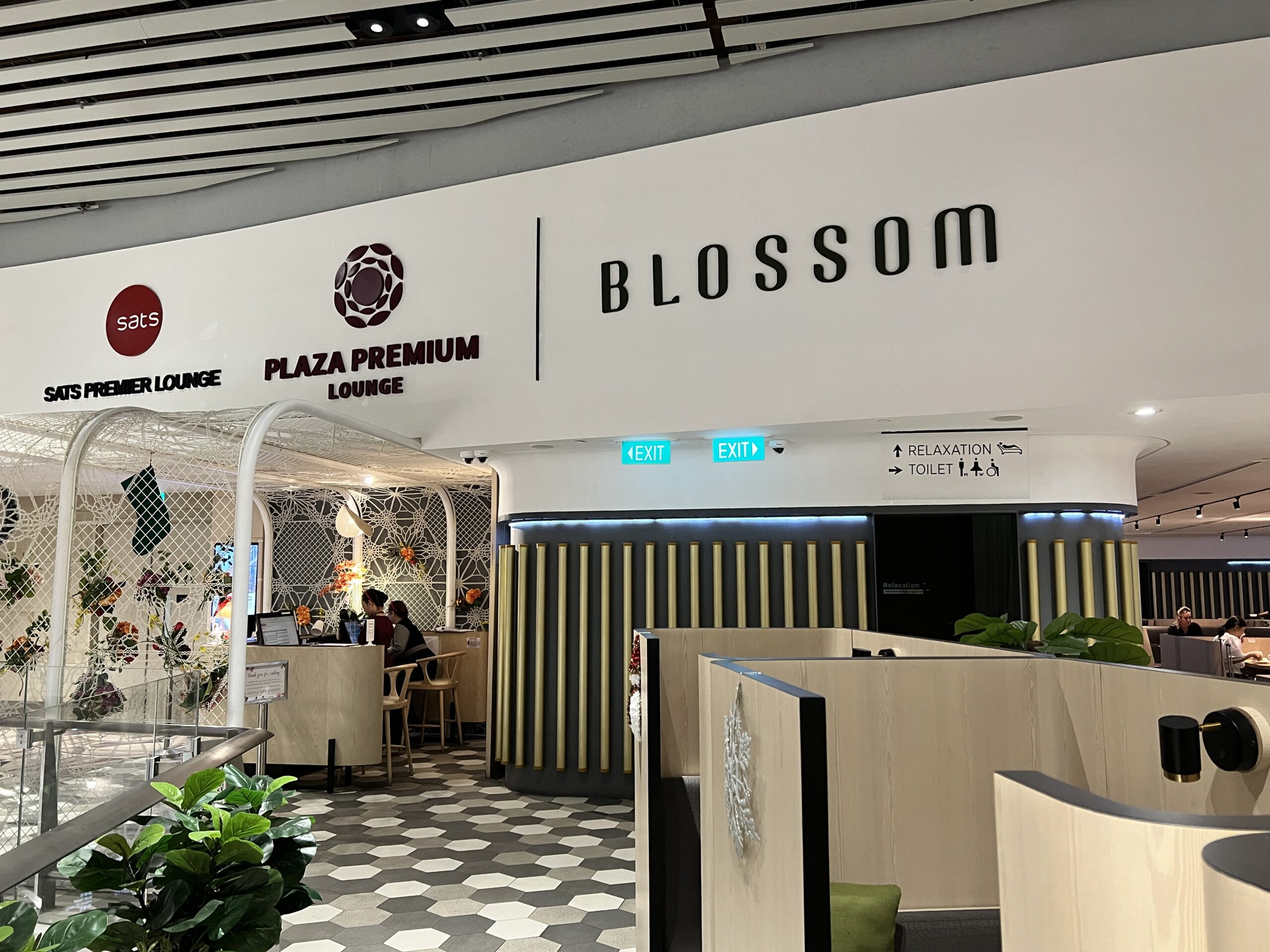 Blossom Lounge (Changi Terminal 4) Review - Wah So Shiok