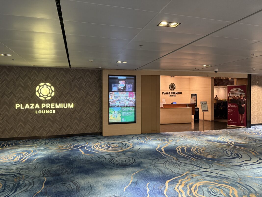 Plaza Premium Lounge (Changi Terminal 1) Review - Wah So Shiok