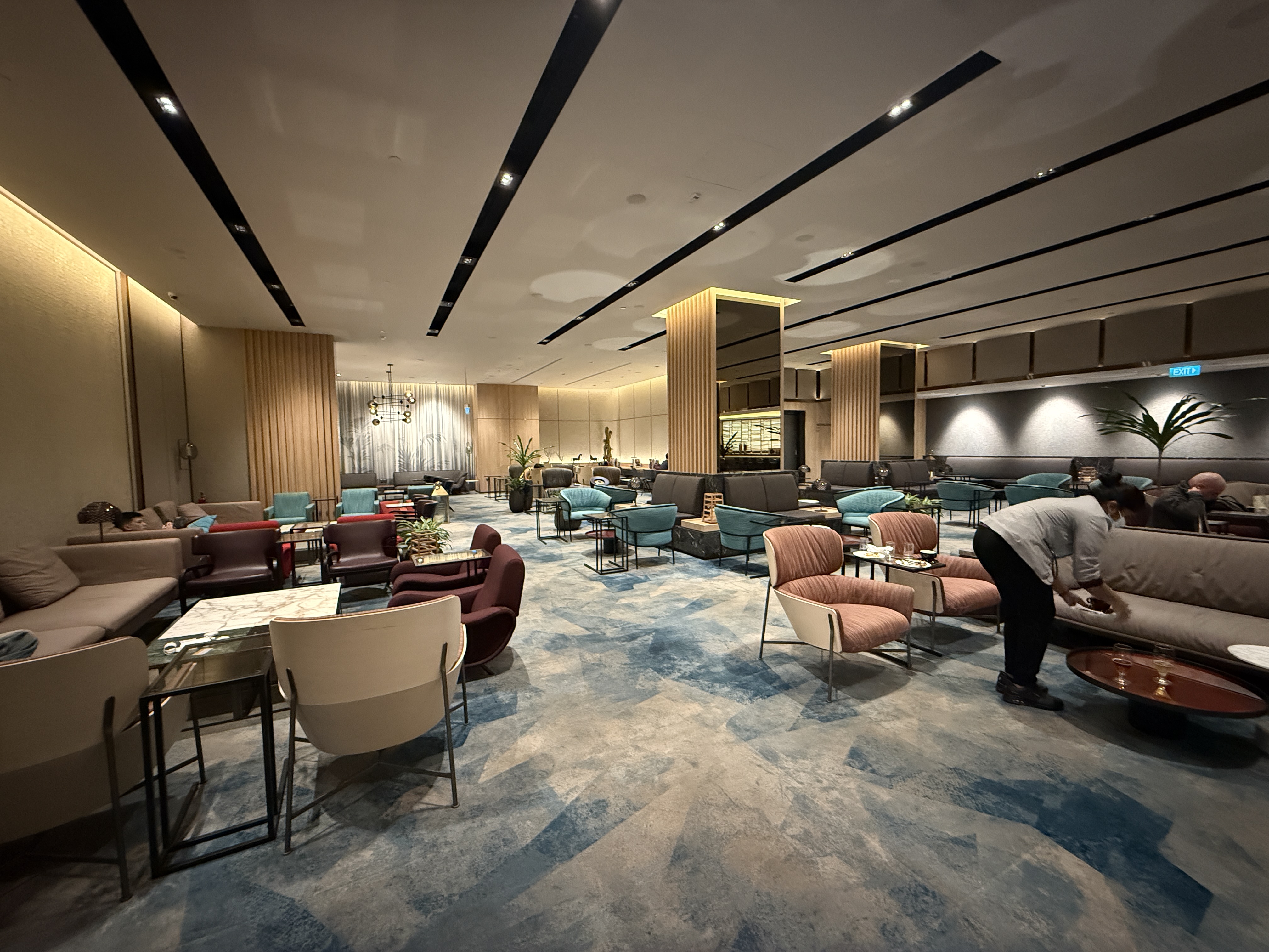 Changi Lounge (Jewel Singapore) Review - Wah So Shiok